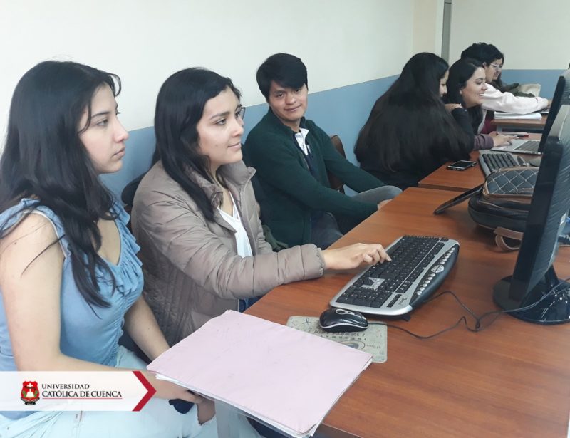 Alumnos de la Sede Azogues cumplieron con heteroevaluación